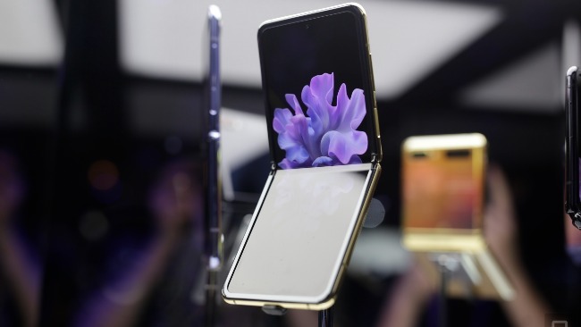 三星“Galaxy Z Slide”曝光？采用可滚动加长型屏幕_凤凰网
