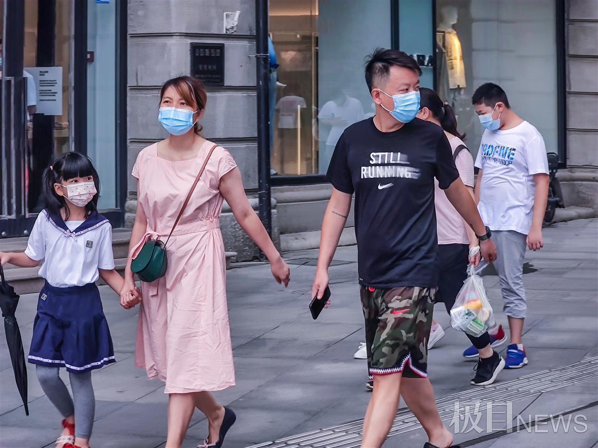 口罩已成武汉行人标配凤凰网湖北凤凰网