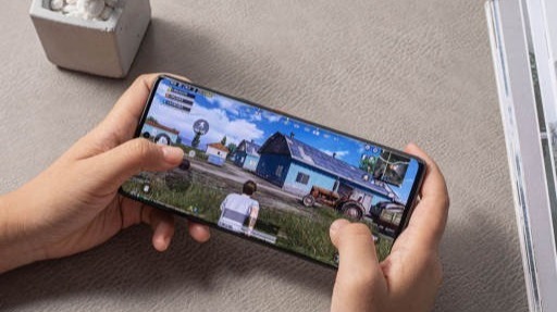 创新也分实用性？这可能就是iQOO 8 Pro比MIX4呼声更高的原因_凤凰网