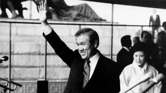 韩媒：韩国前总统卢泰愚去世 终年88岁_凤凰网