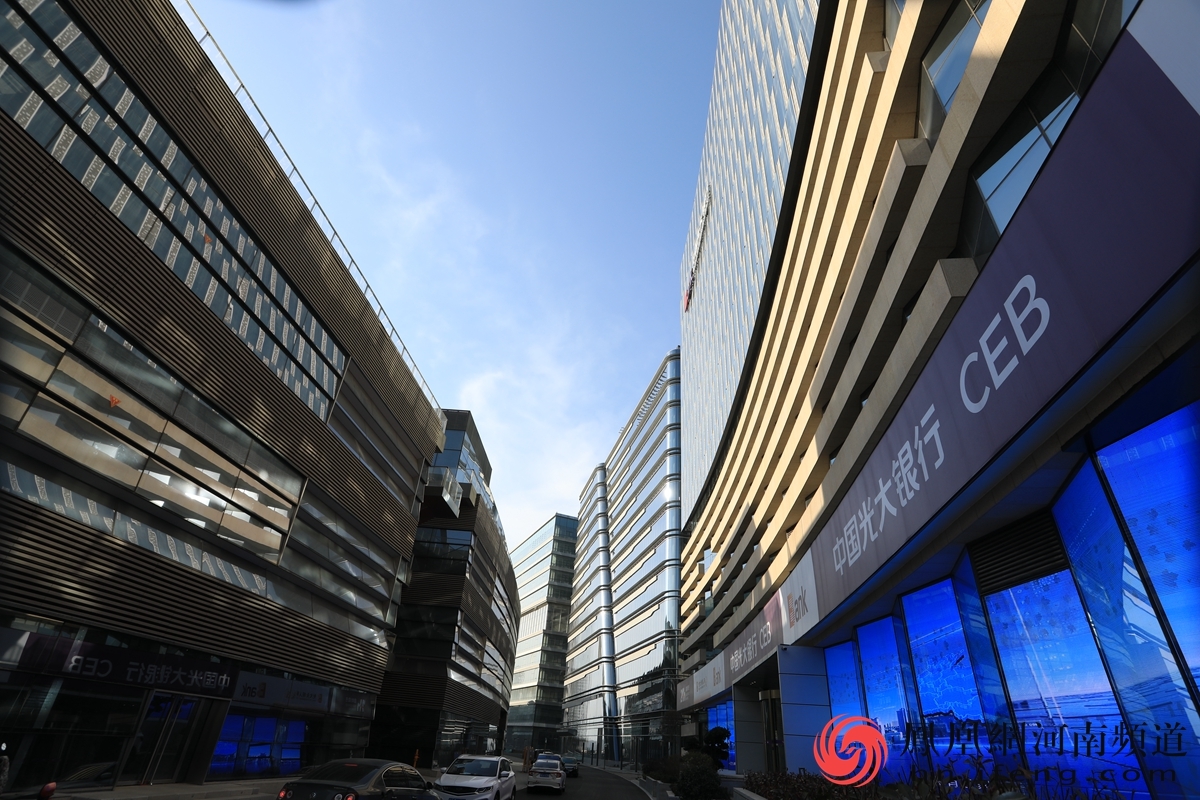 实探郑州“陆家嘴”：楼宇建筑科技感十足凤凰网河南_凤凰网