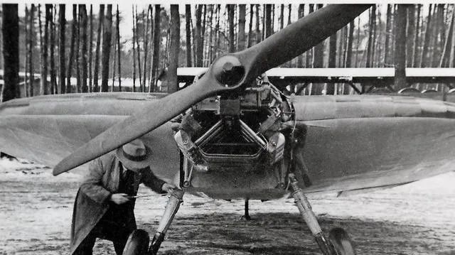 二战德国AS-6圆翼飞机，它不是飞碟，但可能是飞碟传说的源头_凤凰网