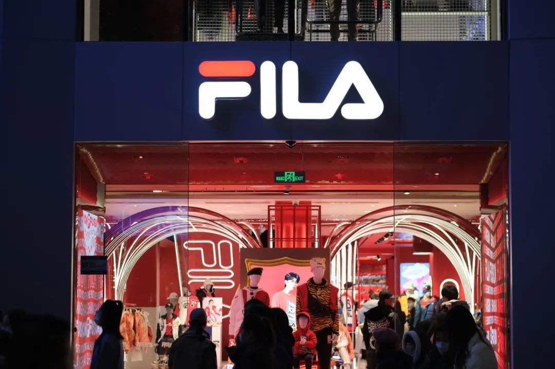 出飒|5000字解读FILA虚假营销背后的增长困境_凤凰网