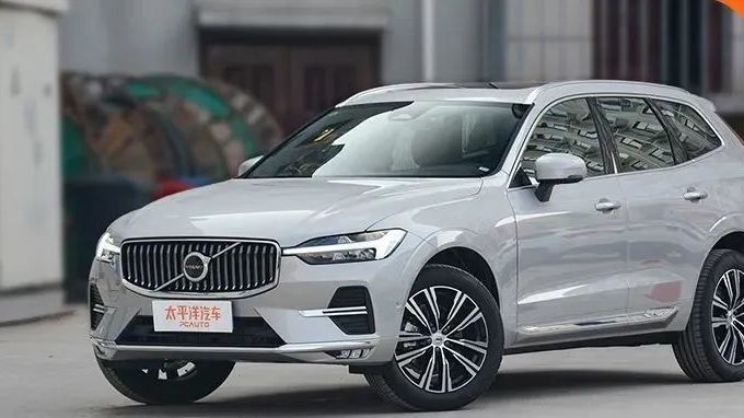30多万买豪华四驱，还新增了48V轻混！沃尔沃XC60有实力对抗BBA吗