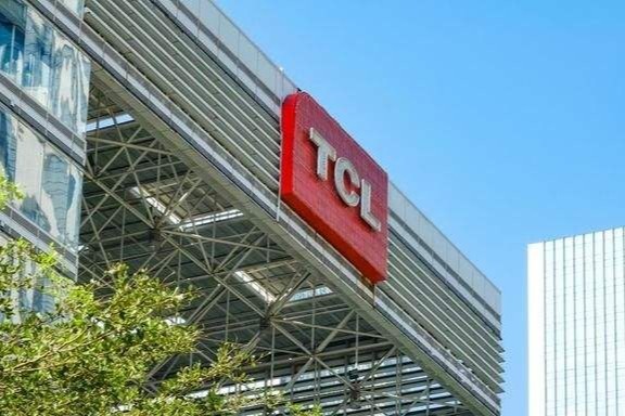 TCL（集团）去年营收突破2500亿元，李东生称今年会坚持推进既定战略_凤凰网