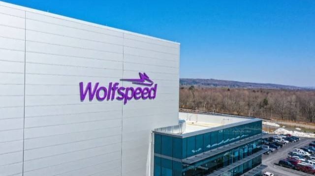 WolfSpeed 8英寸SiC新厂试产 估计2023年上半年贡献营收_凤凰网