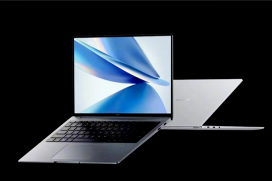 荣耀赵明谈Magic OS for Windows：让电脑系统像安卓一样深度优化_凤凰网