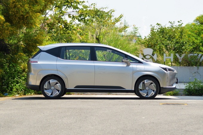 15万买纯电SUV，合创Z03都有哪些亮点值得推荐？_凤凰网