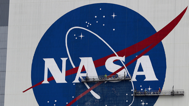 NASA将启动针对不明飞行物研究：召集顶尖科学家 预计耗时9个月_凤凰网