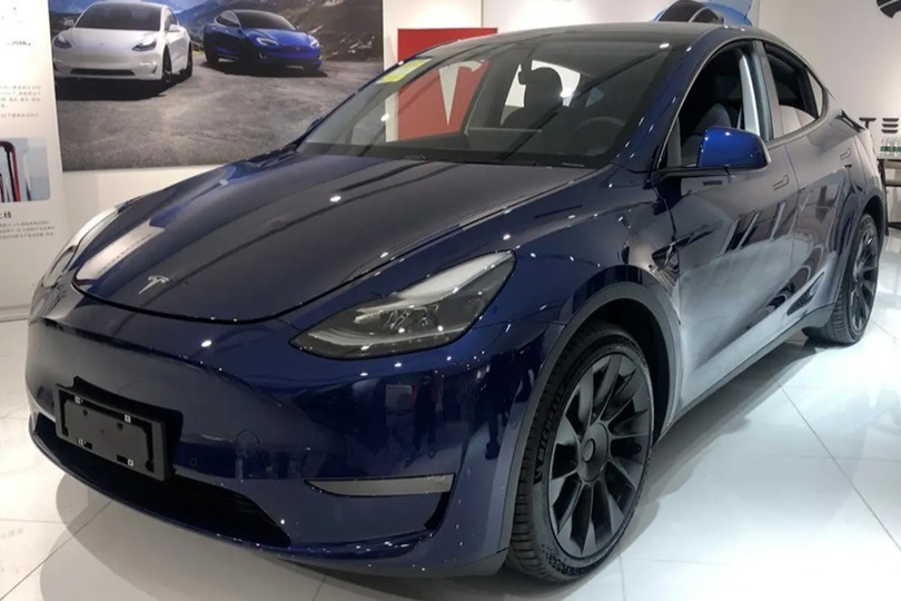 Model Y涨价1.9万，首年保费贵了2百不算多，但之后难说_凤凰网