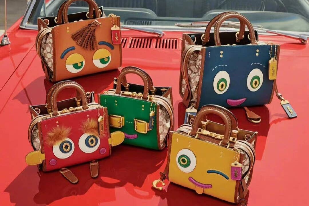 Coach大中华区业绩大跌32%，预计在中国进一步开设门店_凤凰网财经_凤凰网