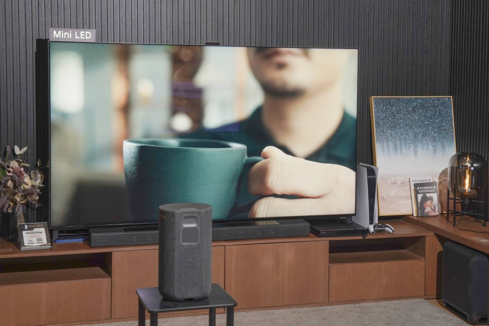 索尼电视2022全系新品体验：QD-OLED面板电视很香，也很贵_凤凰网