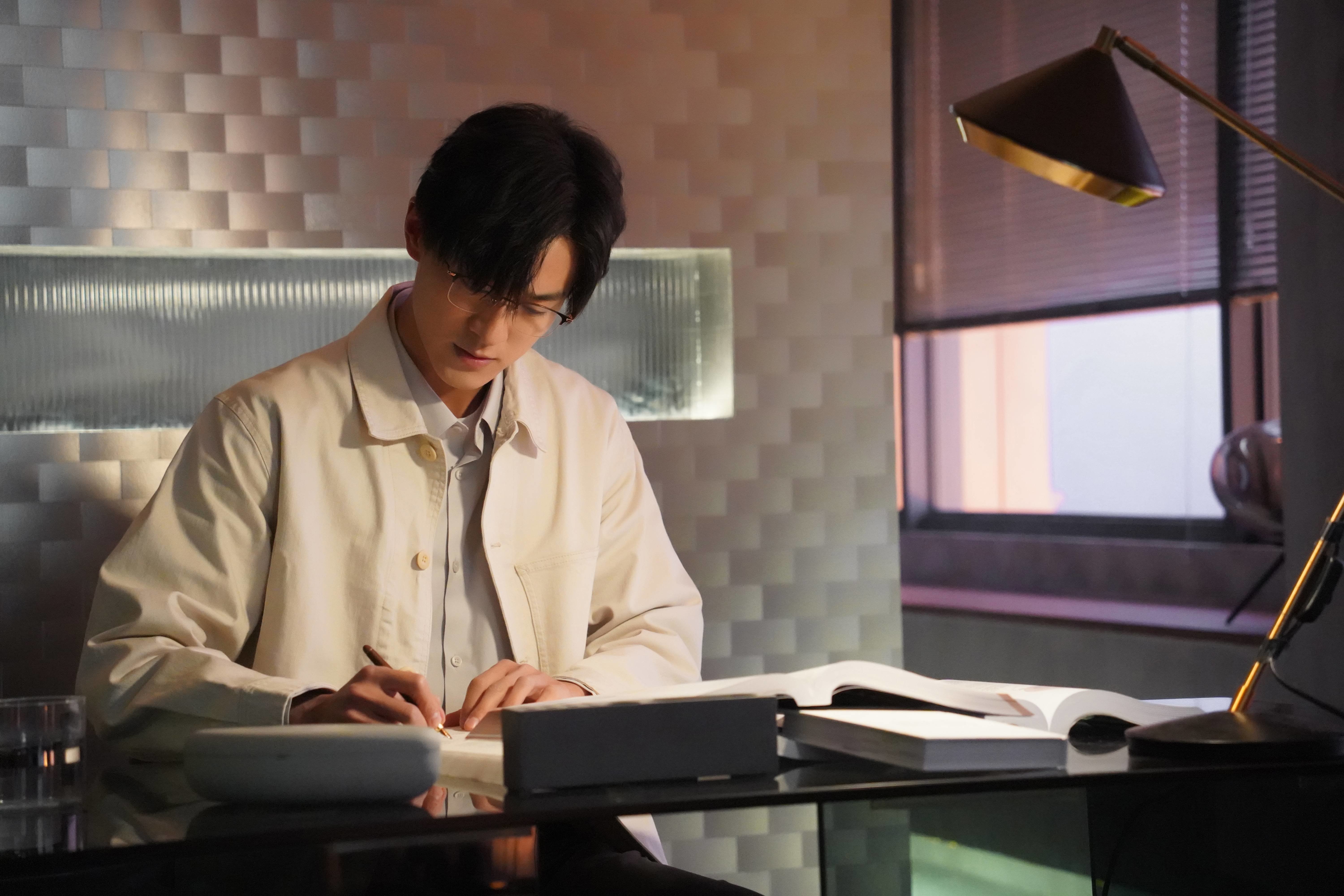 深情主打《老人与海》MV上线 G.E.M.邓紫棋用音乐解答人生终极命题_凤凰网