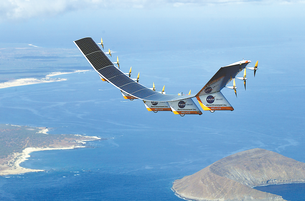 60米级翼展太阳能无人机呼之欲出？为什么中国需要更大型太阳能无人机_凤凰网