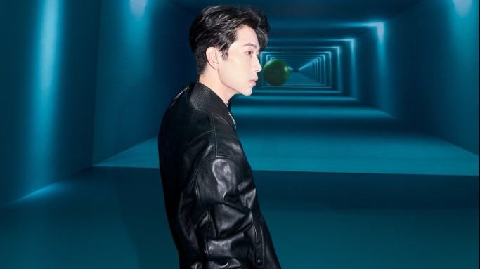 费启鸣GQLab问号展看展活动写真 黑色造型变身潮酷型男_凤凰网