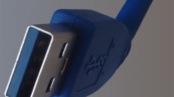 反人类命名终于淘汰 教你看懂USB新标准：40Gbps、240W好评_凤凰网
