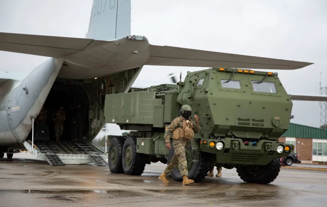沙特开始“站队中国”？A300远程火箭炮远销沙特，性能超越美国海马斯_凤凰网