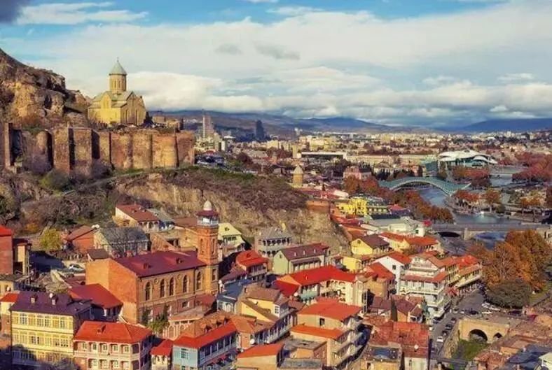 格鲁吉亚:葡萄酒的起源地_凤凰网