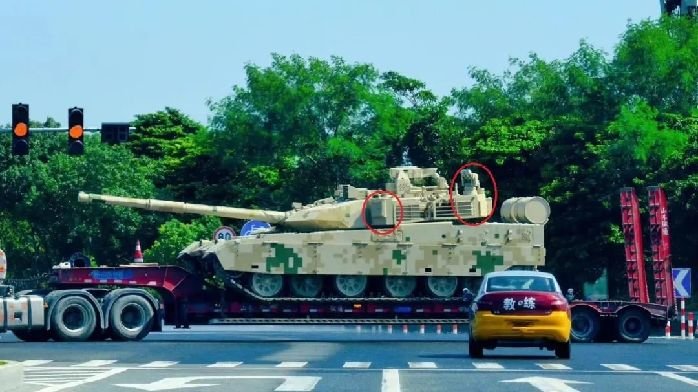 高清图来啦！中国VT-4A主战坦克果真加装主动防御系统_凤凰网