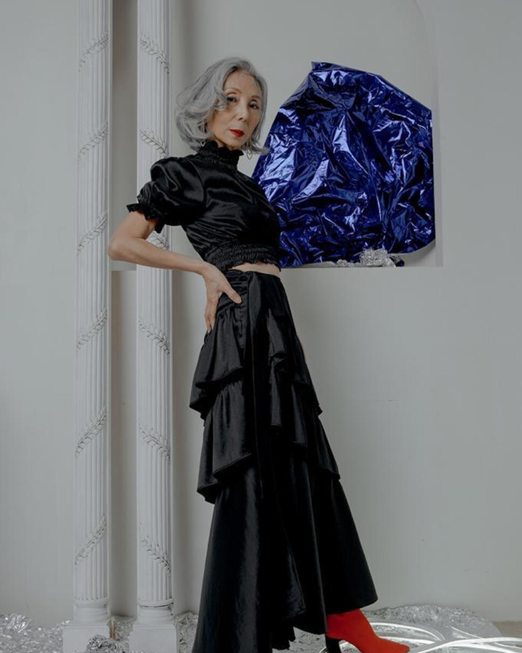 63岁开始创业、做模特，捡二手家具改造家！她的家和经历都让年轻人自愧不如_凤凰网