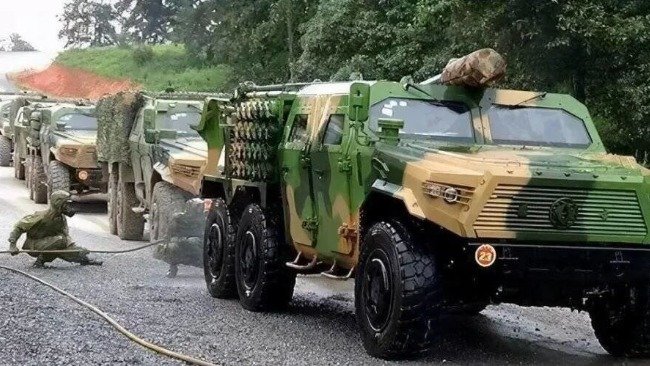 采用猛士底盘的122毫米车载炮——PCL-171_凤凰网