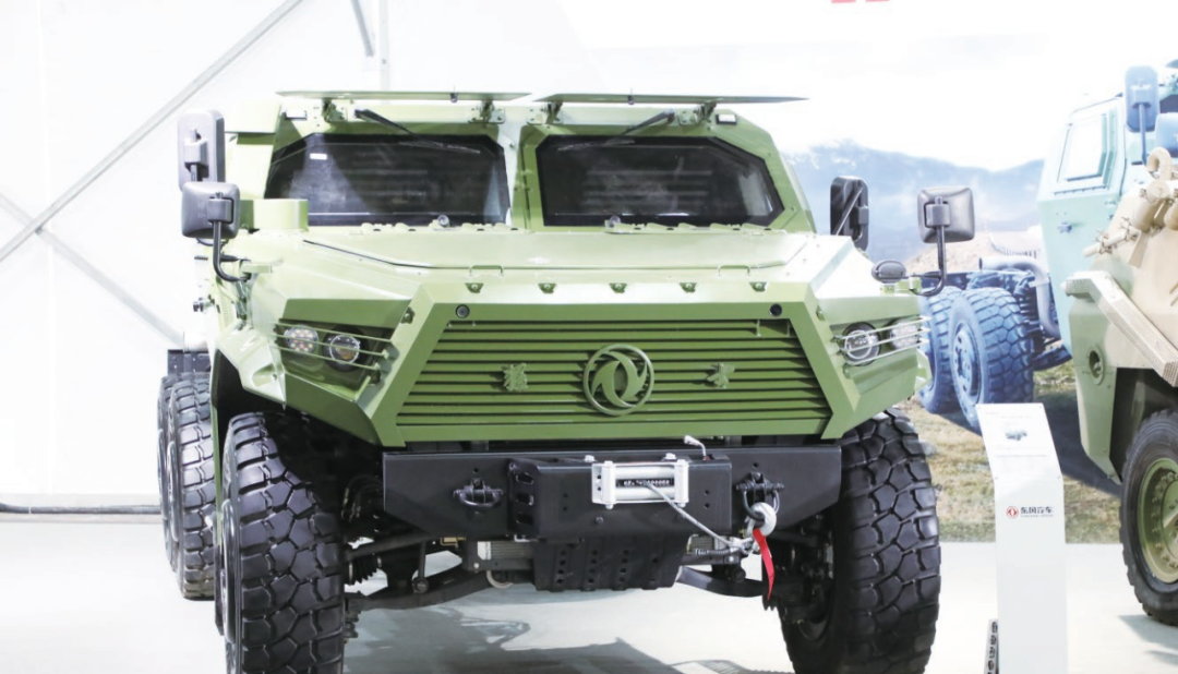 采用猛士底盘的122毫米车载炮——PCL-171_凤凰网