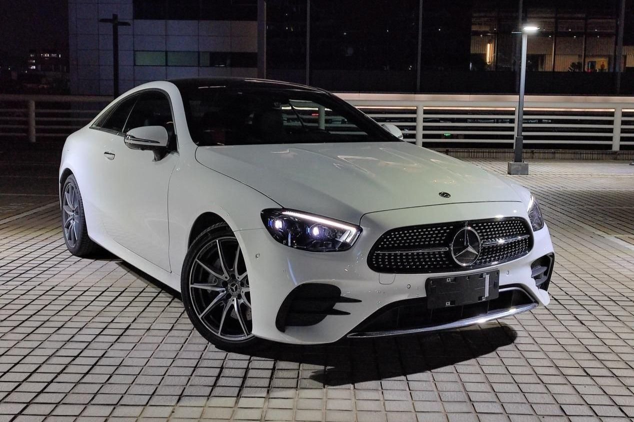 邂逅优雅爱人 奔驰E Coupe 300_凤凰网