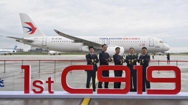 首架C919正式交付！2023年就有机会坐上国产大飞机了_凤凰网