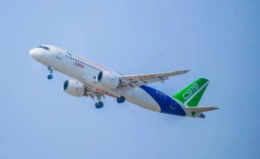 首架C919正式交付东航！这些公司深度参与 国产大飞机万亿产业链“起飞”_凤凰网