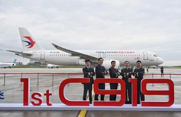 首架C919正式交付！2023年就有机会坐上国产大飞机了_凤凰网