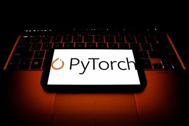 PyTorch安装包出问题 官方警告：这些Linux用户请立即卸载 否则会遭数据泄漏_凤凰网