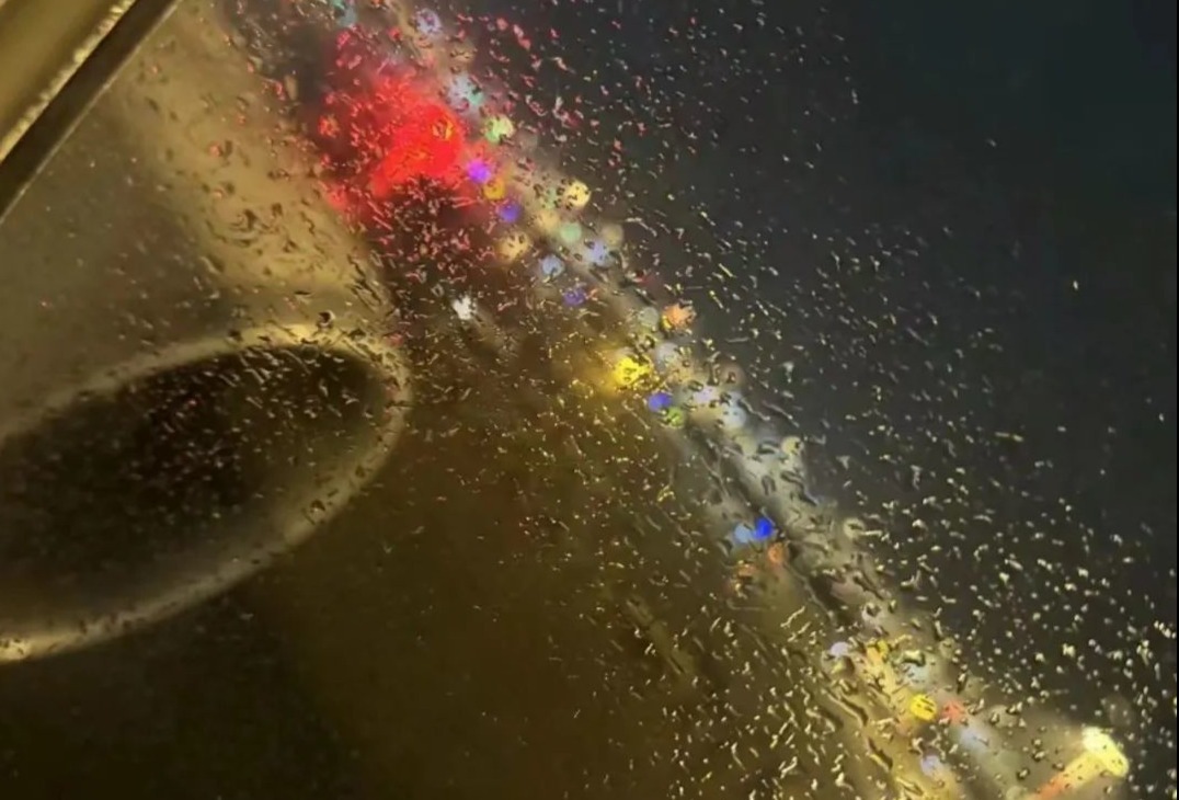 国航CA174返航，亲历者发文：返航期间颠簸不断，着实有点害怕！最新通报_凤凰网