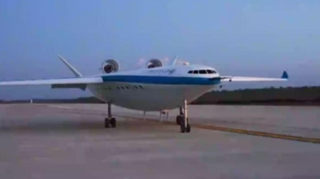 重要里程碑！翼身融合大型客机缩比试验机试飞成功_凤凰网