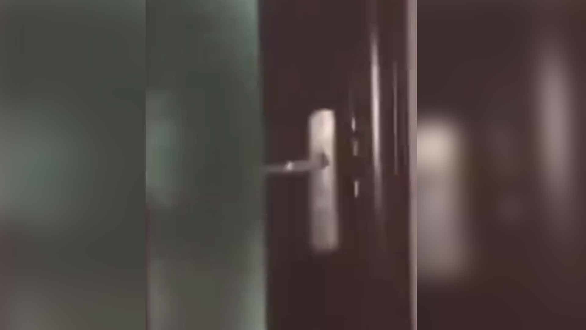 辽宁一高中女生自曝继父在其房间装摄像头,公安等部门已介入凤凰网视频凤凰网