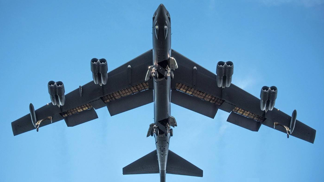 B-52 vs 图-95 老而弥坚的美俄空中核对抗_凤凰网视频_凤凰网
