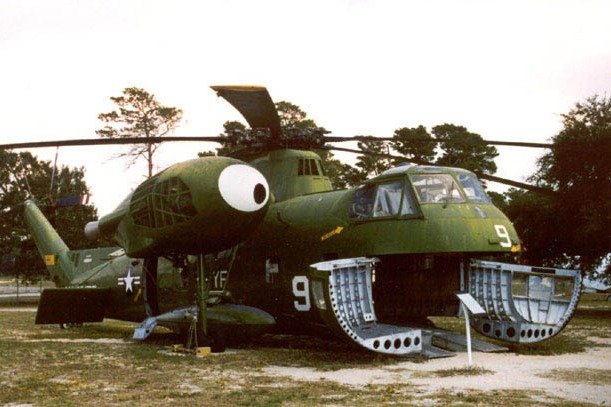 长得像大眼蛤蟆的CH-37“摩哈维人”重型运输直升机_凤凰网