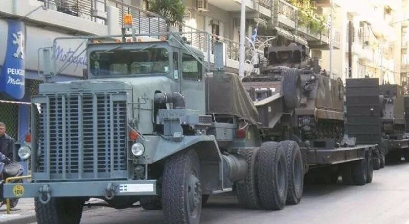 M911牵引车：运坦克的商用车_凤凰网