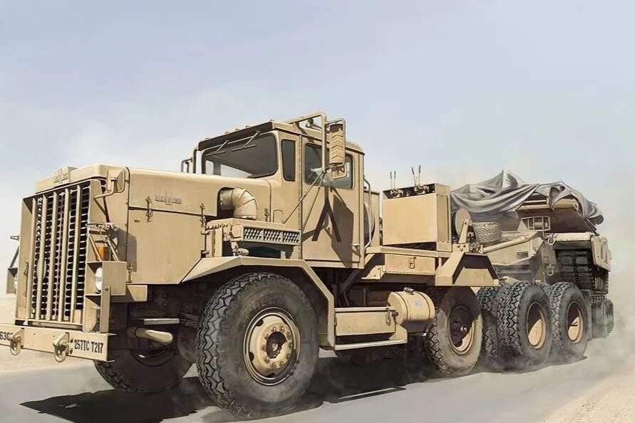 M911牵引车：运坦克的商用车_凤凰网