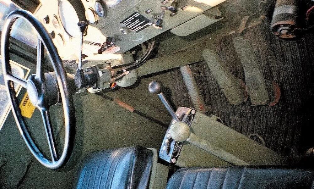 M911牵引车：运坦克的商用车_凤凰网