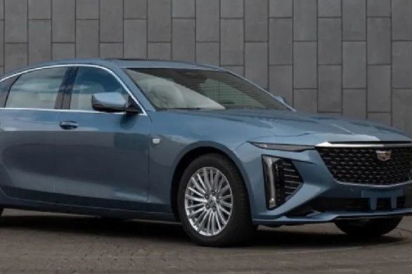 2023款凯迪拉克CT6实车曝光：搭2.0T换装双联屏！比奥迪A6L还大？_凤凰网