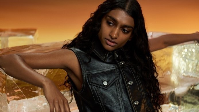 FILIPPA K正式发布2023春夏系列广告大片_凤凰网