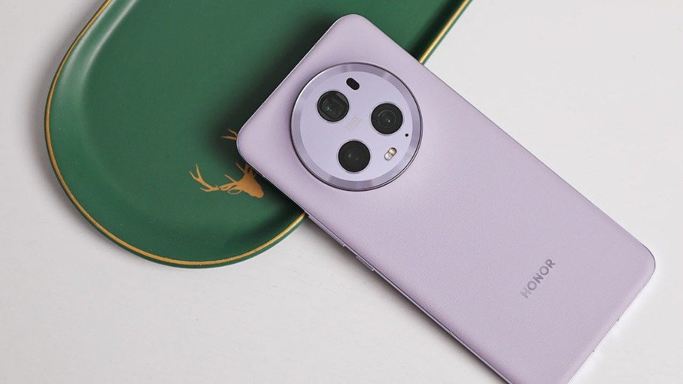 荣耀Magic5系列高端市场逆势上扬：Q1欧洲出货量同比大涨超400%_凤凰网