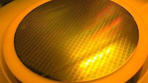 不怕被起诉 日本最快2025年搞定2nm：1nm工艺也在路上_凤凰网