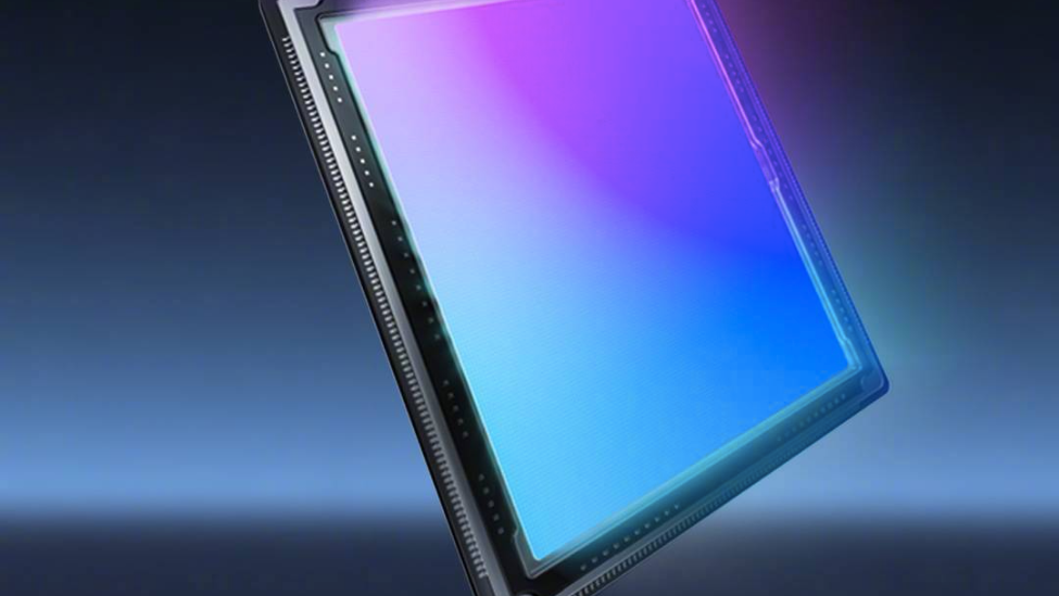 干翻卡片机！首款搭载M43画幅传感器手机来了：抢相机厂商生意_凤凰网