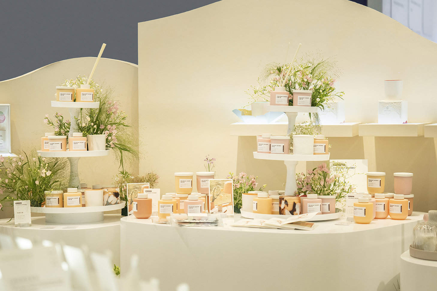 CBE“香”遇|青岛金王携香氛自有品牌CHITANG持棠亮相第27届CBE上海美博会凤凰网青岛_凤凰网