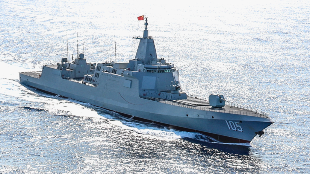 105号“万吨大驱”领衔 南部战区海军开展远海训练_凤凰网
