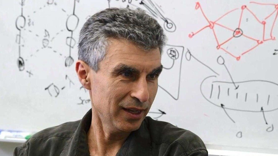 图灵奖得主Bengio最新长文：人类大脑是生物机器 一定会有超级智能AI超越它_凤凰网