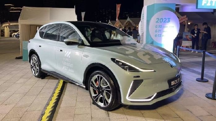 智己LS7 Urban Fit 都市版上市 售28.98万元起_凤凰网