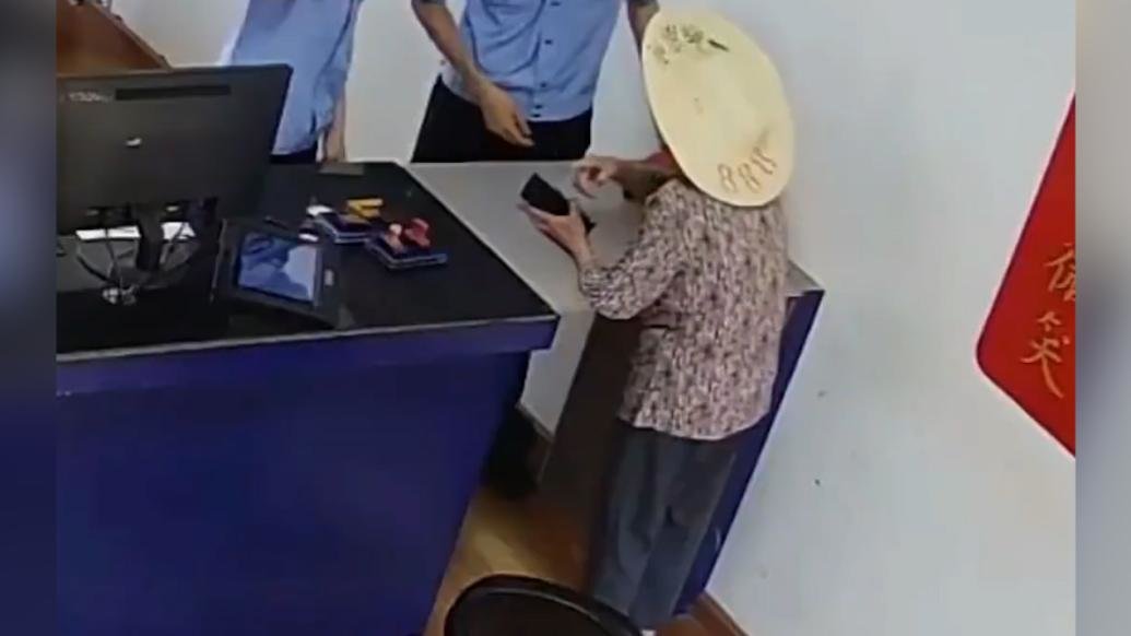 每年都送粽子，91岁奶奶与派出所的 双向奔赴”凤凰网视频凤凰网