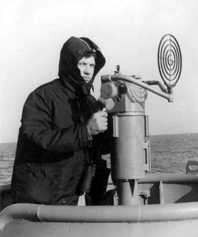 苏联AK-230双30mm舰载高炮，曾是苏联黑科技，无奈关键指标低_凤凰网